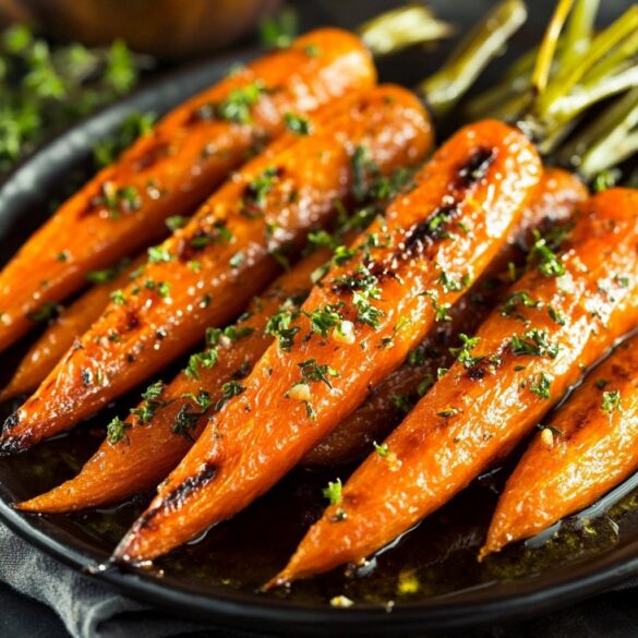 Honey Garlic Butter Roasted Carrots - Recipes Fiber